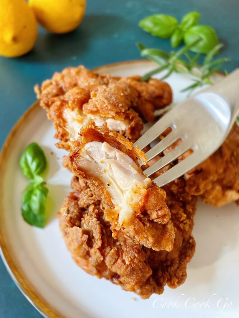 Perfect Easy Fried Chicken for Crispy Juicy Thighs - COOK COOK GO